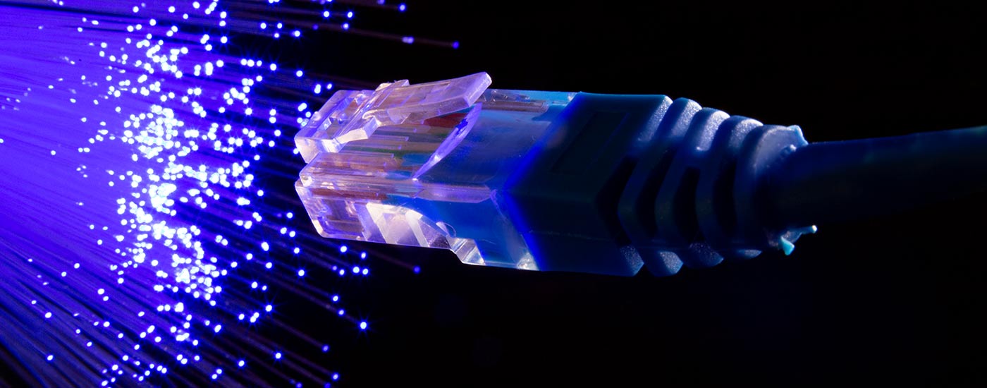 Comprendre l'importance de la fibre optique pro haut débit
